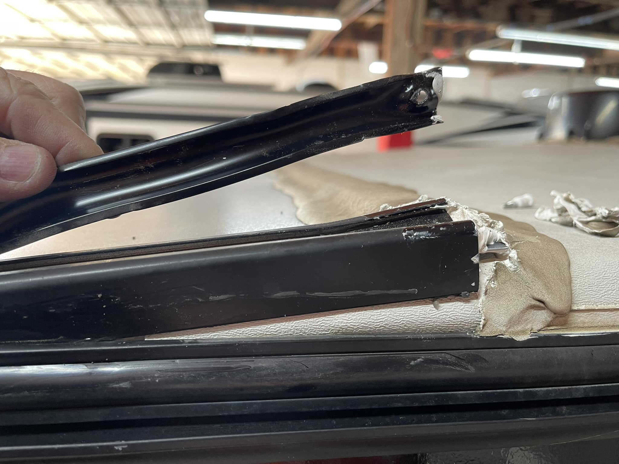 Prepping the RV roof for resealing - California RV Specialists